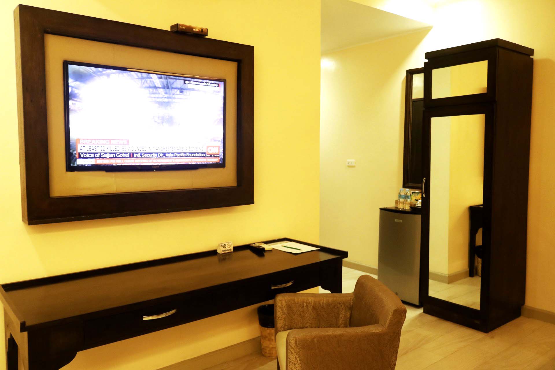 PWD Deluxe Suite | Palm Grass The Cebu Heritage Hotel